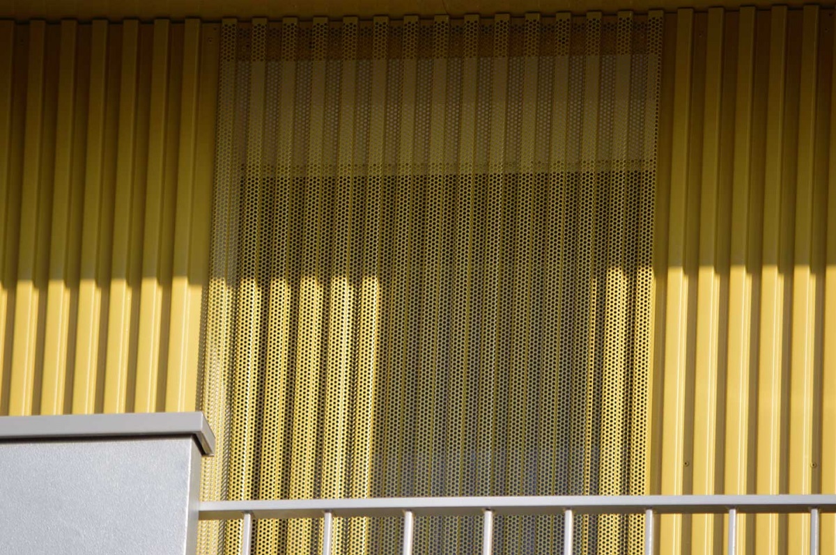Gantois - Examples Building - Facade cladding - Perforated ribbed sheet